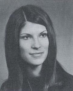Debbie Brown – Knoxville Iowa Yearbooks